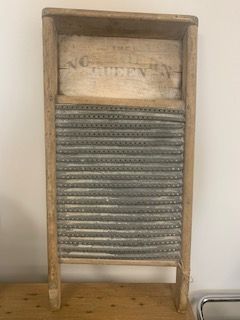 Vintage The Northern Queen Scrub Board