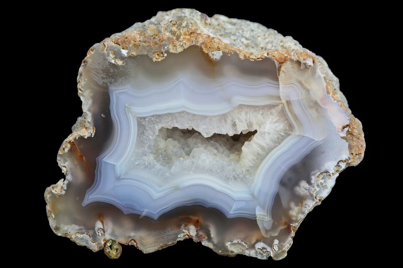 Fortified with crystal geode centre