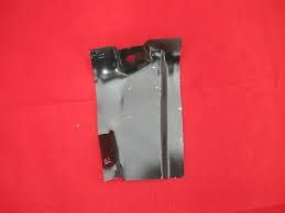 XR-XY Falcon RH inner lower guard section