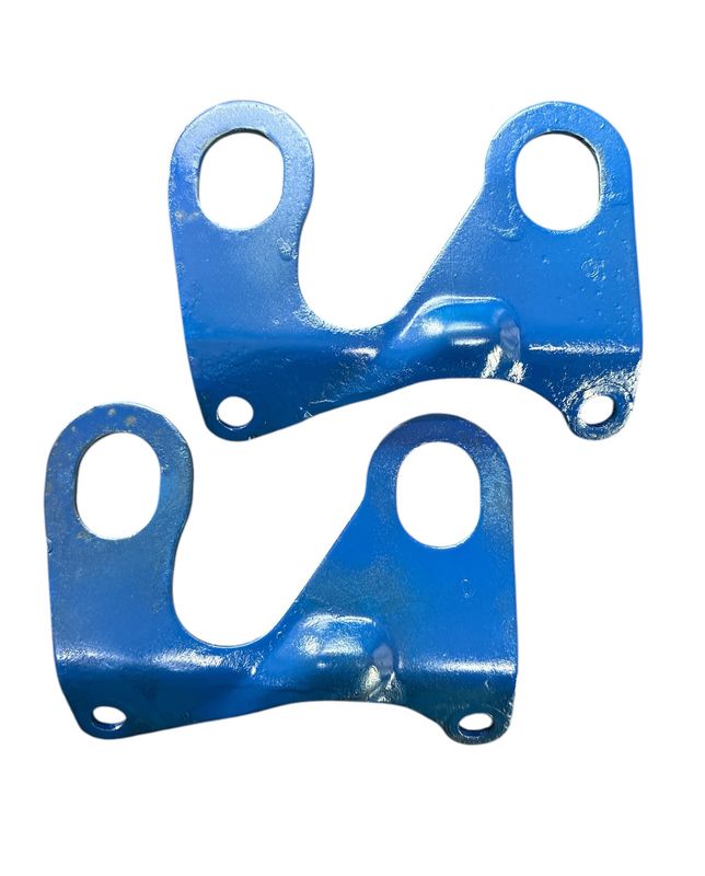 Cleveland engine lift hooks Used genuine Ford