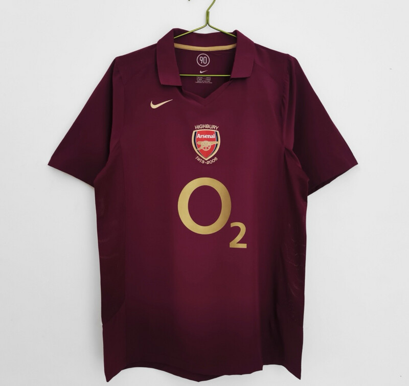 Arsenal FC 2005/06 Home Retro Kit