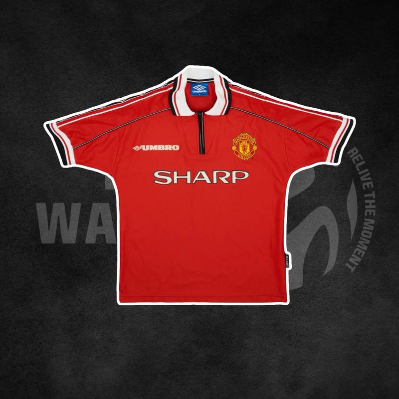 Manchester United 1998/99 Home Retro Kit