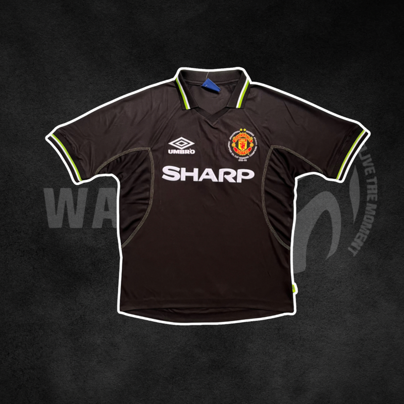 Manchester United 1998/99 Third Retro Kit