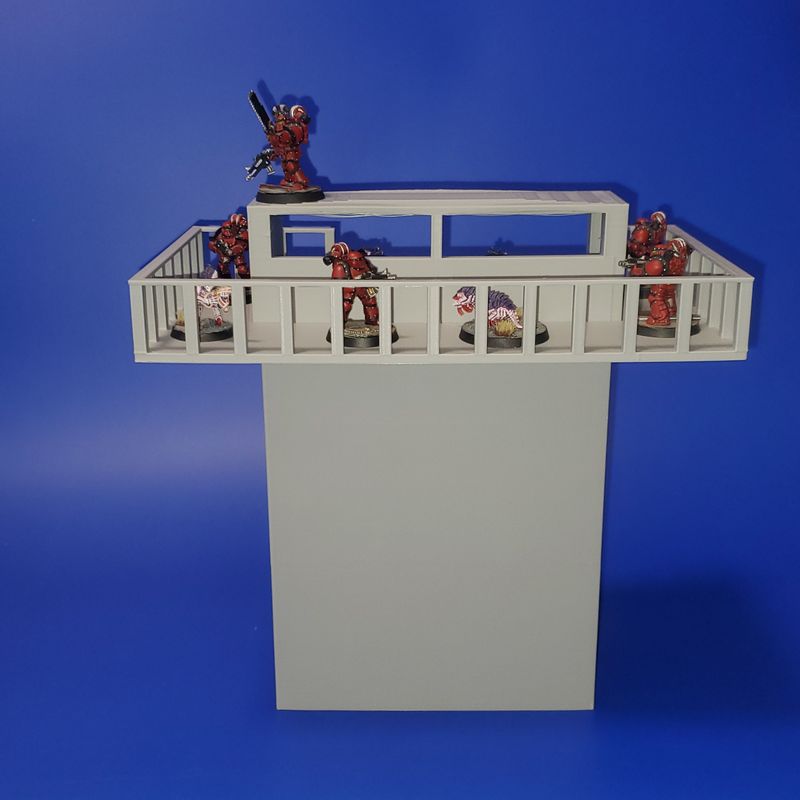 Watch Tower/Sniper Tower no bevel at the bottom