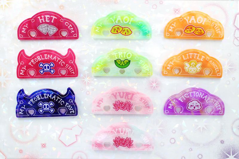 CHARM HOLDER PINS