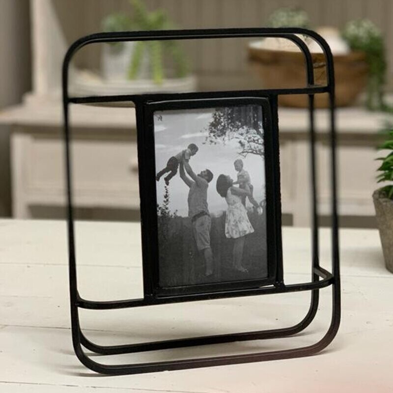 Rounded Metal Frame, 4x6"