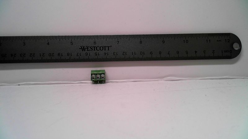 Screw Terminal - 3 Pin Wire Port