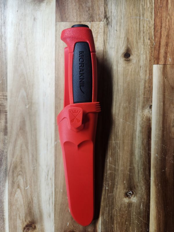 Morakniv 511 Basic - Red and Black