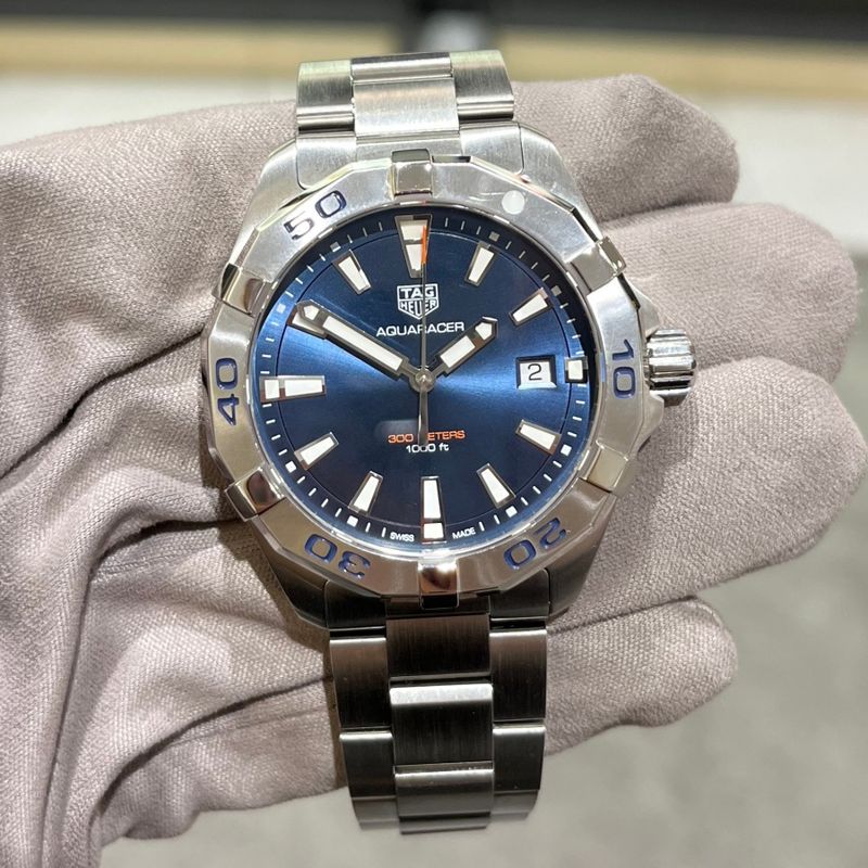 Pre-Owned Tag Heuer Aquaracer Quartz WBD1112