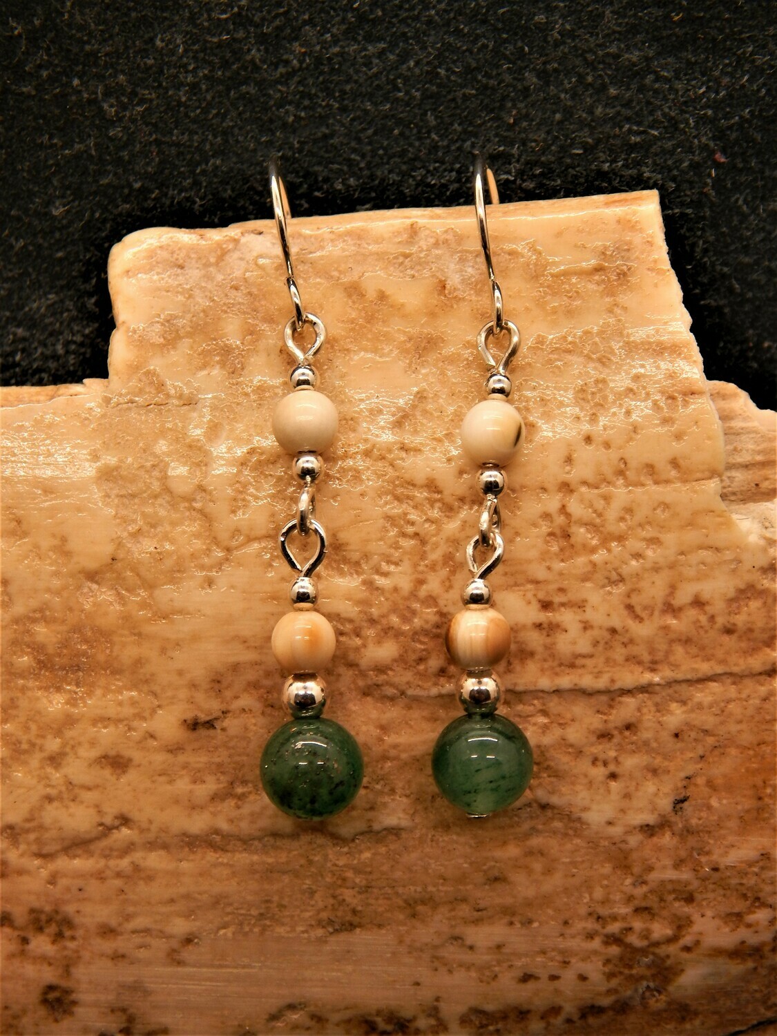 Jade Ball/Mammoth Ivory