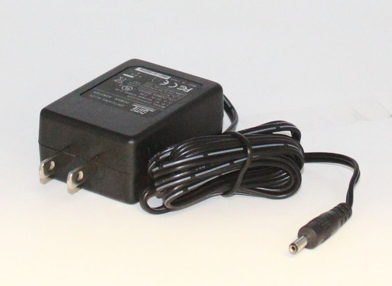 GME GFP151U-0525 5V 2.5 Amp AC/DC Adapter Switching Power Supply