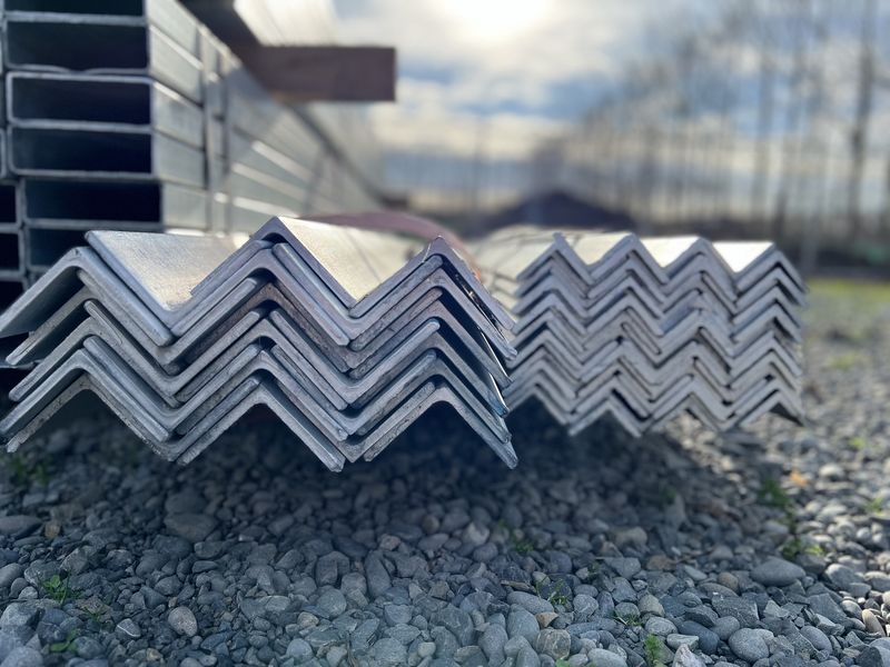 ANGLE HOT DIP GALV STEEL 30x30x3x6000mm