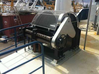 Commercial fishing winches