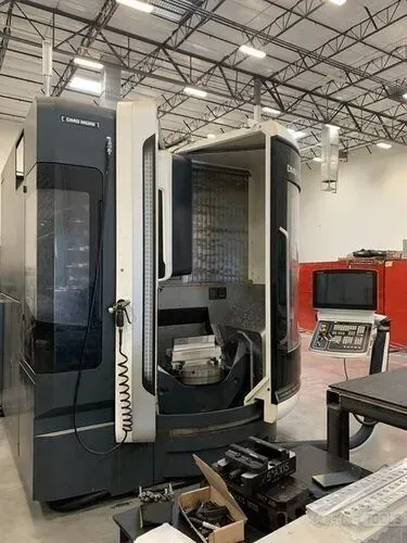 5-AXIS VERTICAL MACHINING CENTER