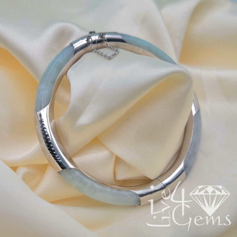 Silver Light Green Jade Bangle