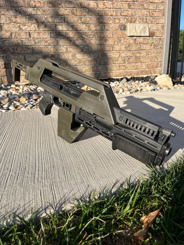 Pulse Rifle from Aliens Movie, Cerakoted in OD GREEN, Black, and Tungsten