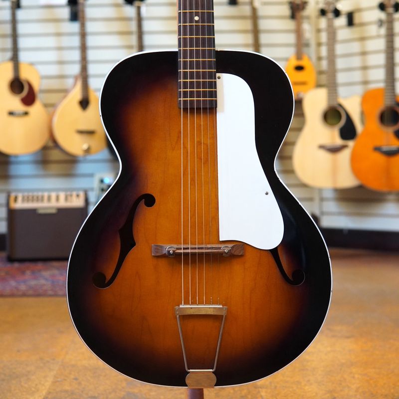 Kay (Chicago) Archtop Acoustic Guitar Late 1950s Sunburst w/Chipboard Case