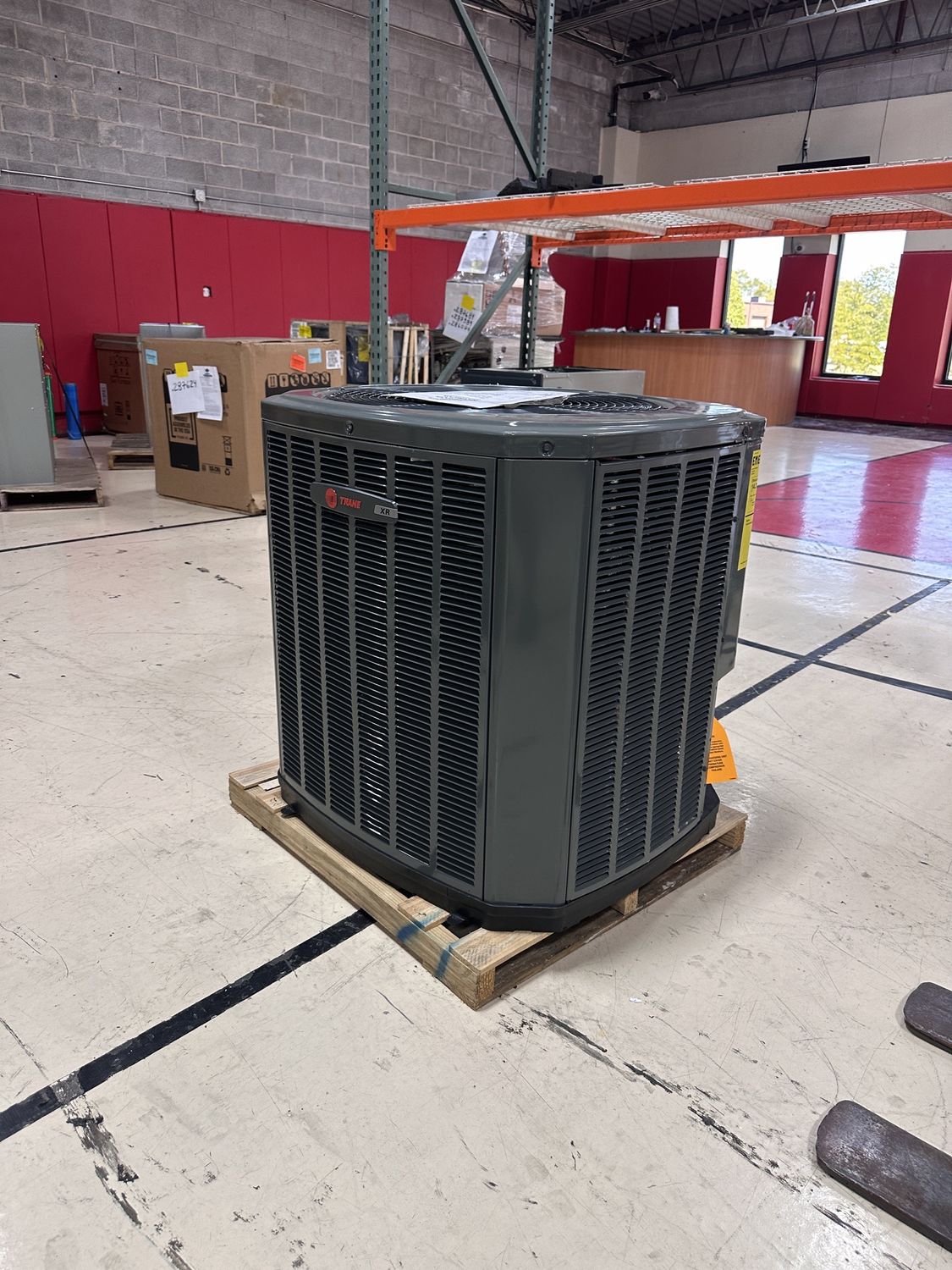 Trane 2.5 TON 14 SEER2 - 4TTR4030N1000A Condenser
