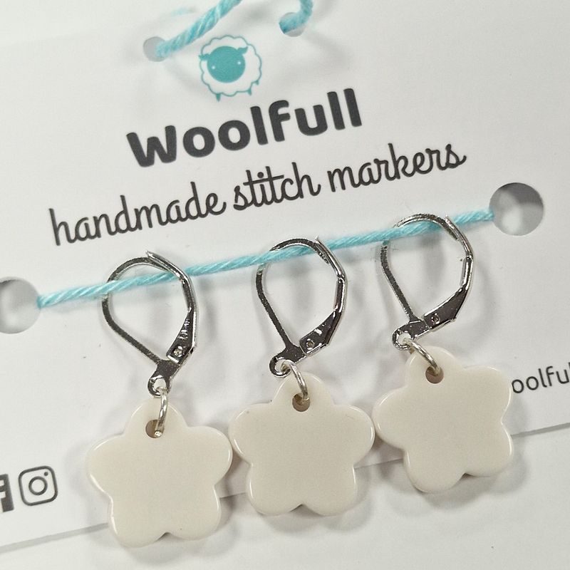 Woolfull | Handmade Stitch Markers - White Flowers