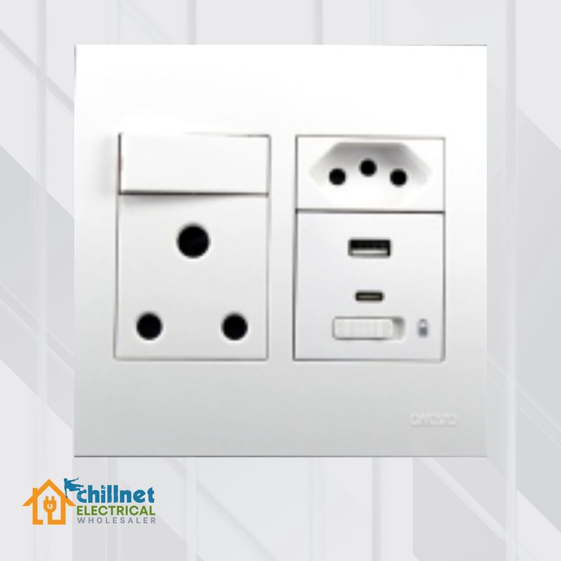 Matrix 16A Switched Socket 1xRSA SSO 1xEuro USB-C 4X4 White