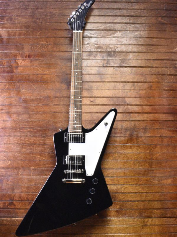 EPIPHONE EXPLORER EBONY