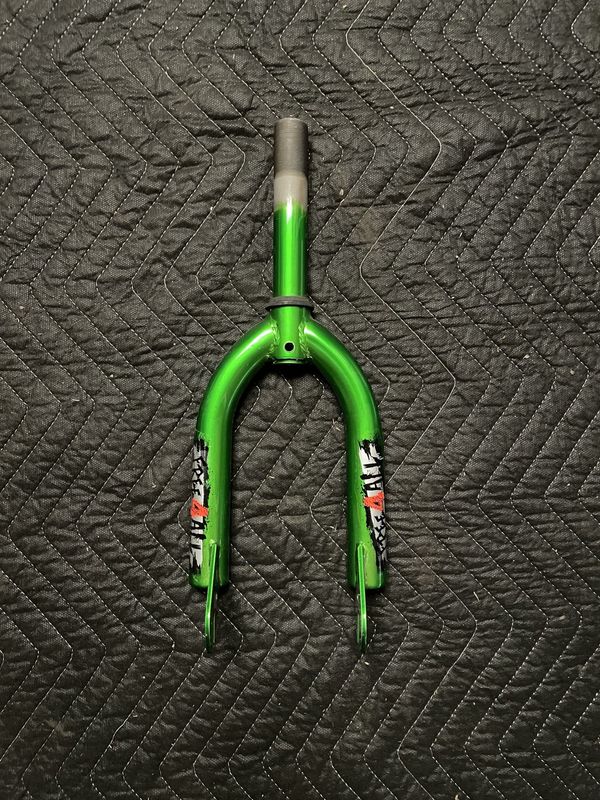 Kent Free 4 All 12” Children’s Bicycle Fork 5” Steer Tube (Green)