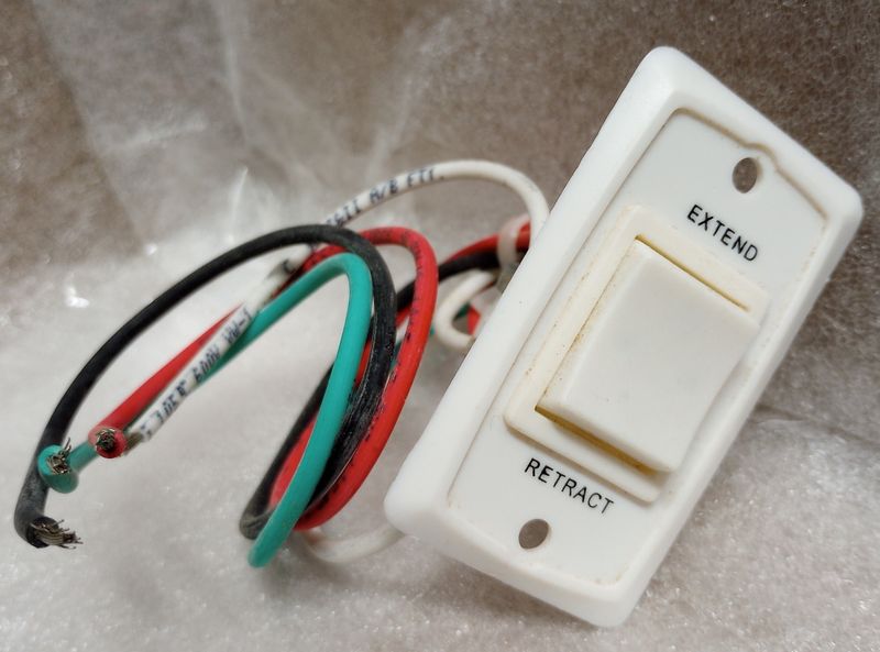 Lippert - Replacement Power Switch for High-Speed Power Stabilizer Jack ...