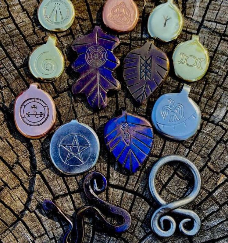 Amulets and Pendants handcrafted for wicca, witchcraft and pagans