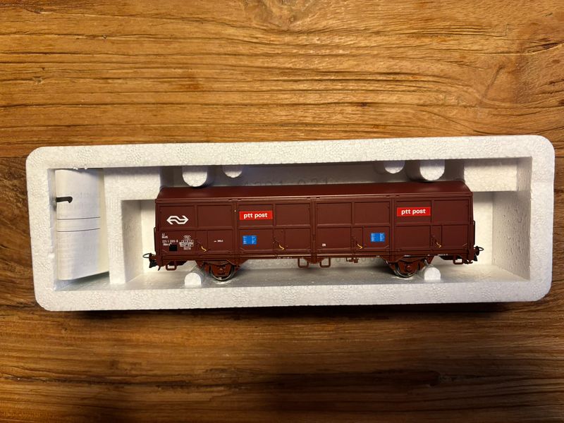Roco 46338 - PTT post wagon NS