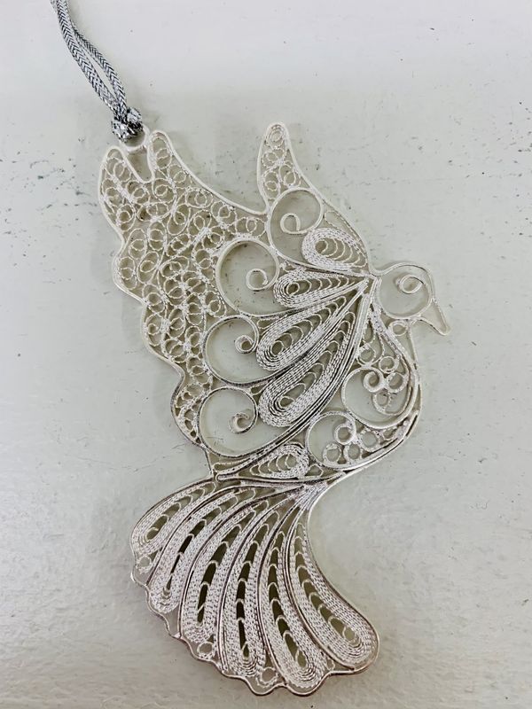 Filigree Peace Dover, Indonesia