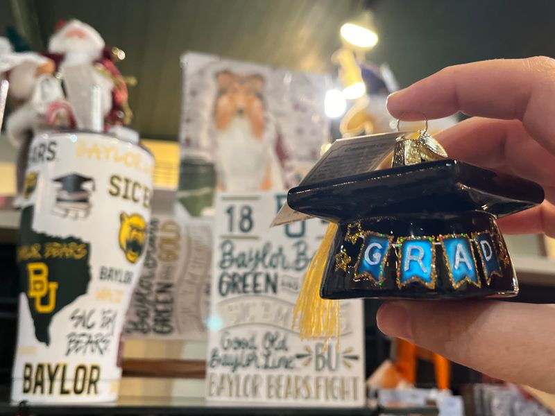 Graduation Cap Ornament - The Christmas Shoppe