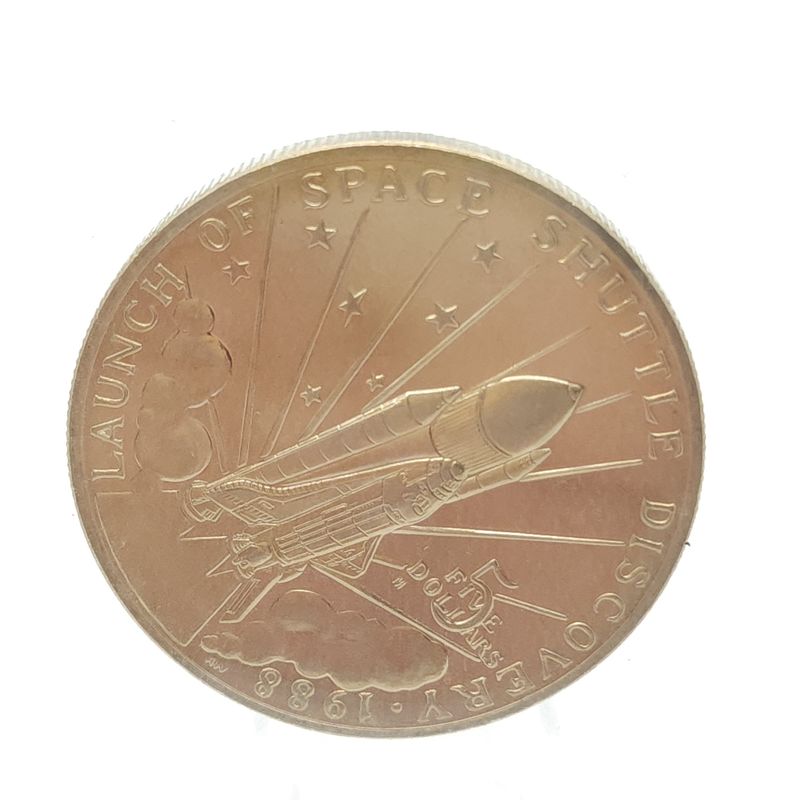 1988 Space Shuttle Discovery $5 Commemorative Coin #D501
