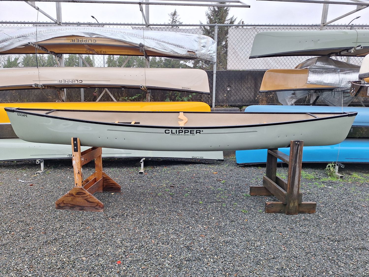 Clipper - Escape Avocado Fiberglass