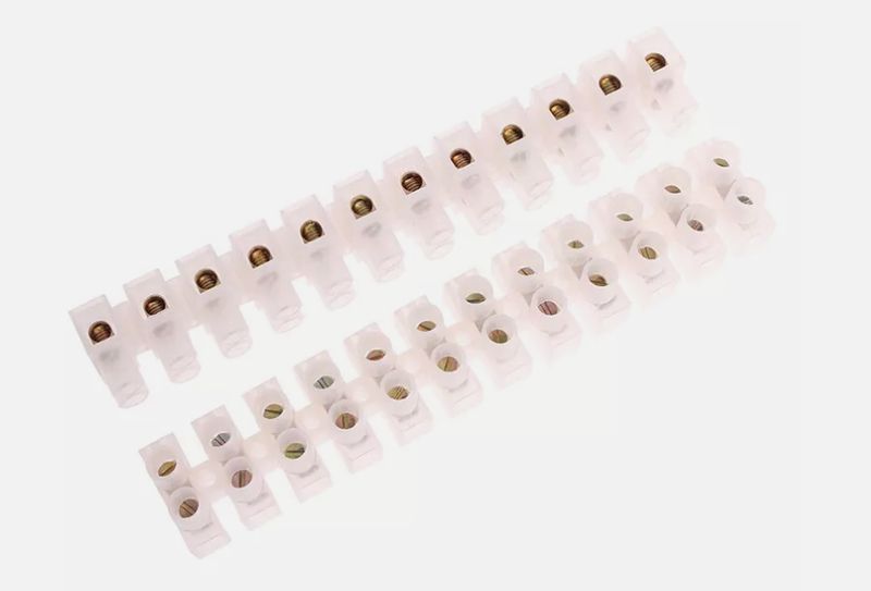 CONNECTOR STRIP TERMINAL BARRIER CS3NTPE MAX 4MM CABLE SIZE