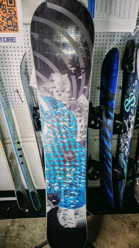 Lamar Skylark 161 CM Wide Snowboard