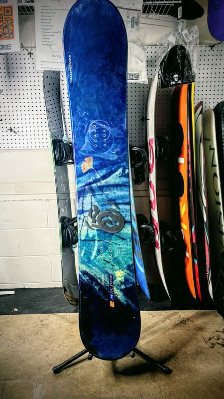 Solomon 154 CM Snowboard
