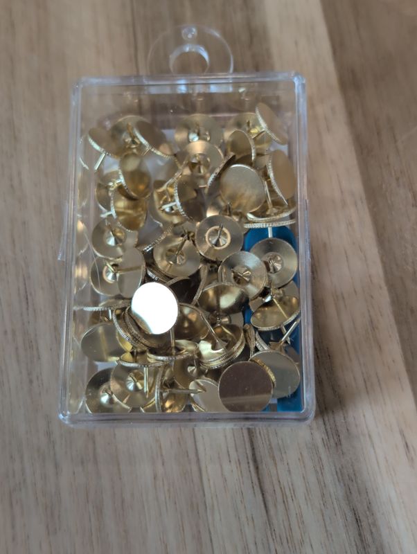 Tacks - Clover - Basic