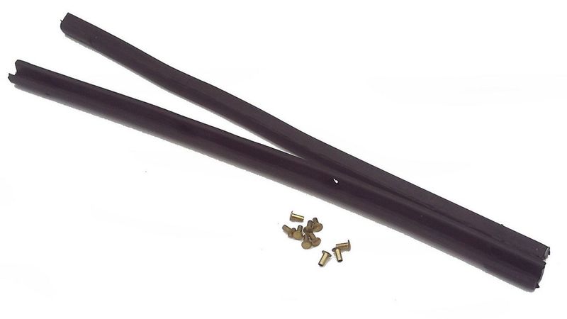 C3AZ-7621450AS | WEATHERSTRIP - VENT WINDOW VERTICAL DIVISION BAR RUBBER (W/ STEEL CORE) PR|G18-4