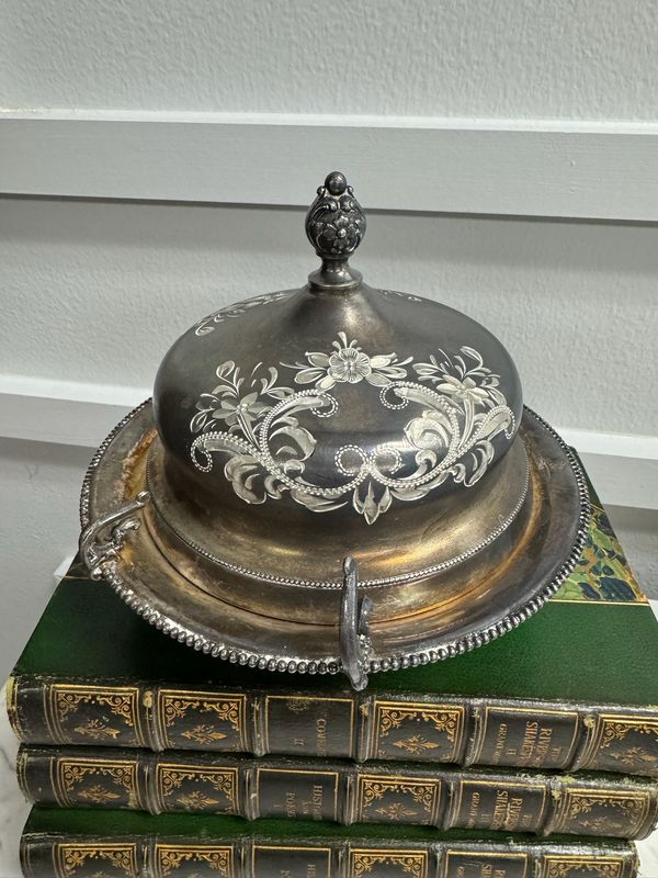 Silver round butter dish