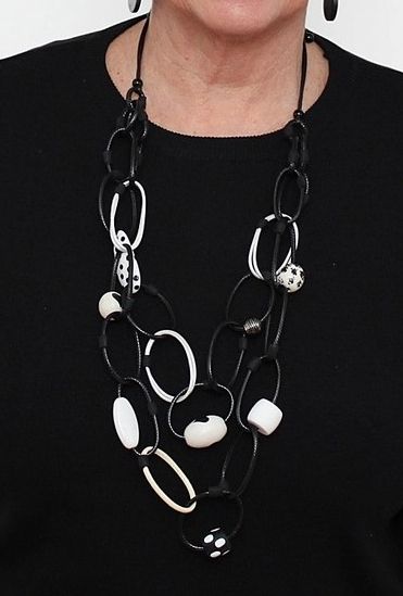 Black and White Casey Bold Link Necklace