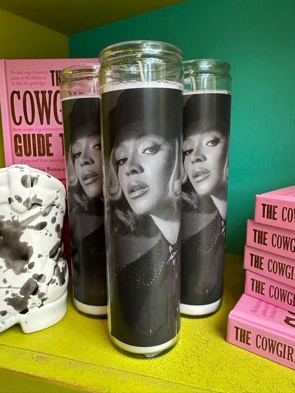 Beyonce Black And White Saint Candle