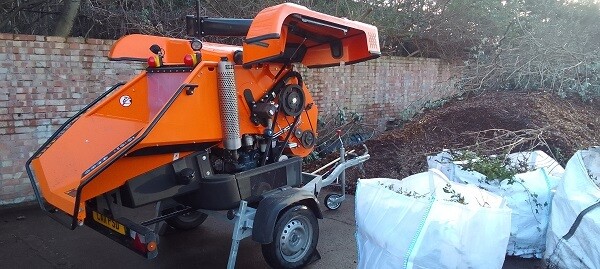 Eliet Mega Prof 33hp Tow Behind All Purpose Greenery Wood Chipper