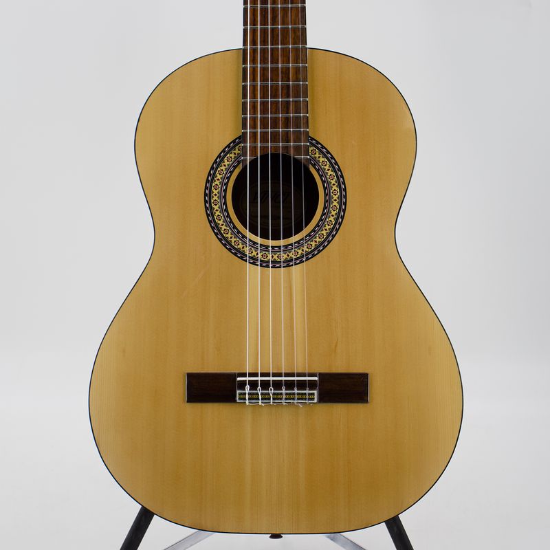 Used Vinci VC8 Natural Classical Guitar