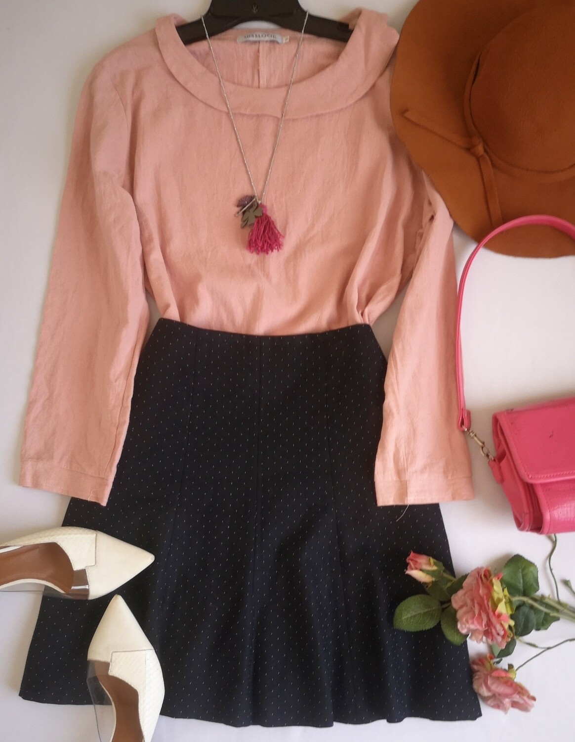 BLUSA CON FALDA CORTE A