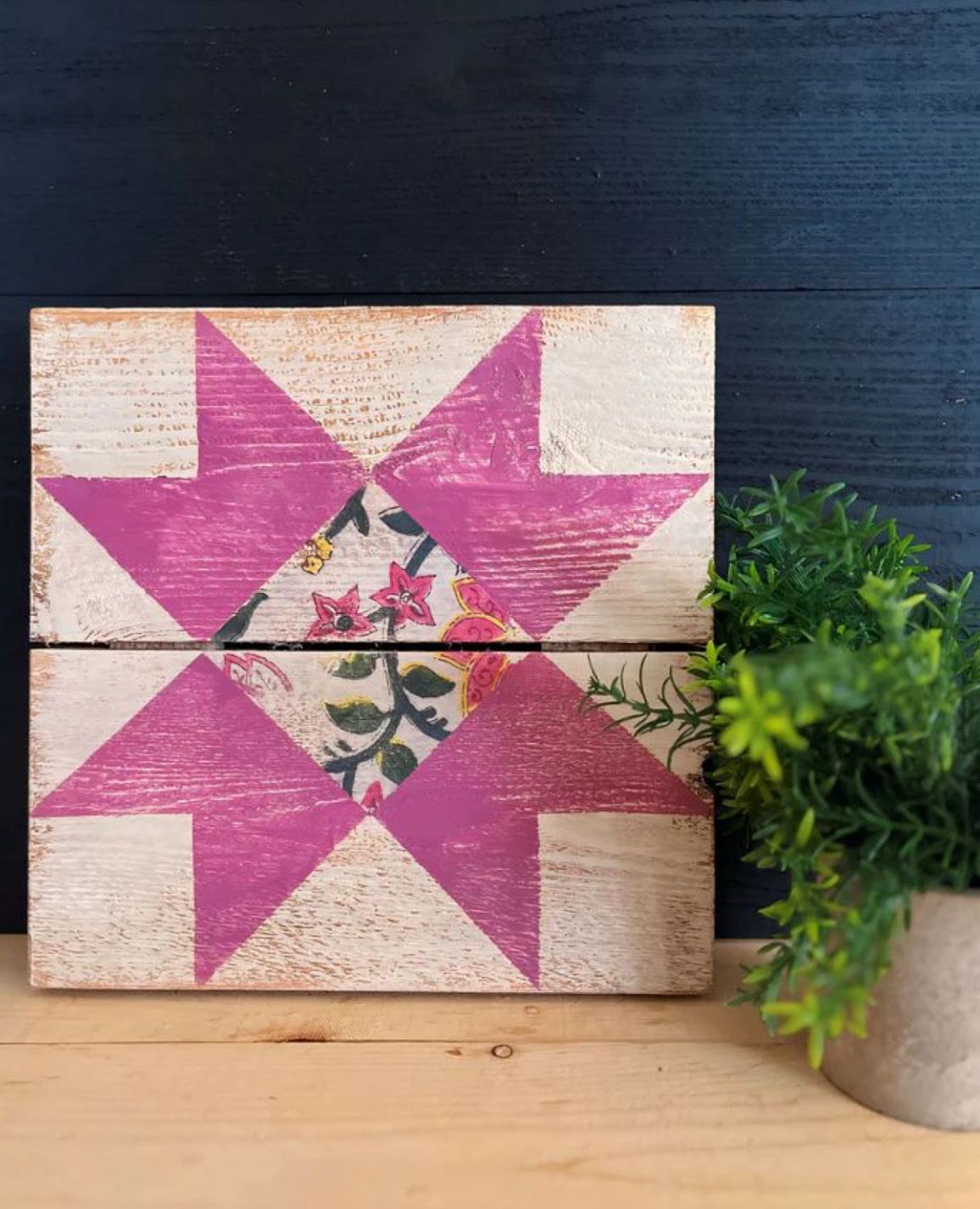 4:00 SUNDAY BARN QUILT WALL ART