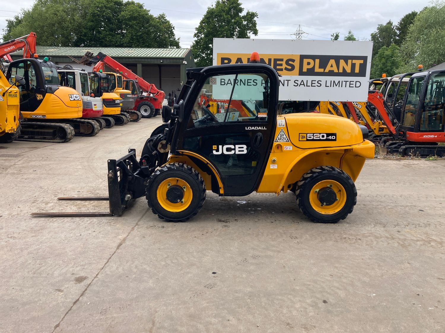 COMPACT TELEHANDLERS - Store - Barnes Plant Sales