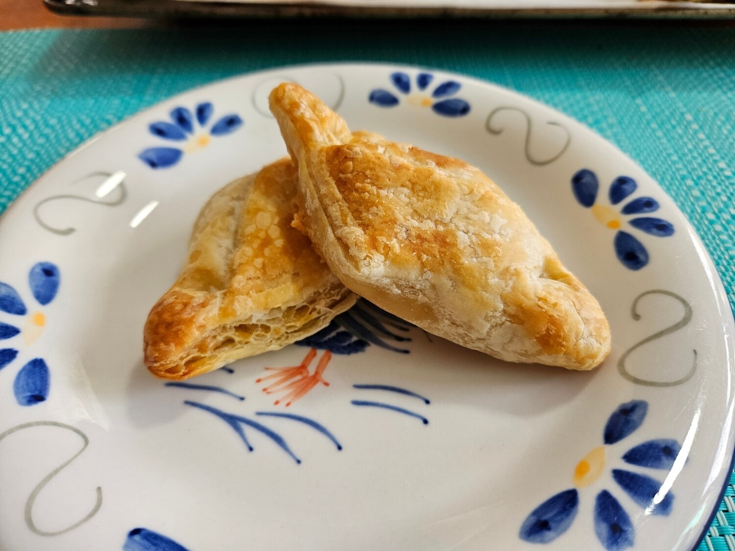 Mario's Pastizzi tal-Pizza (Pizza Pastizzi)