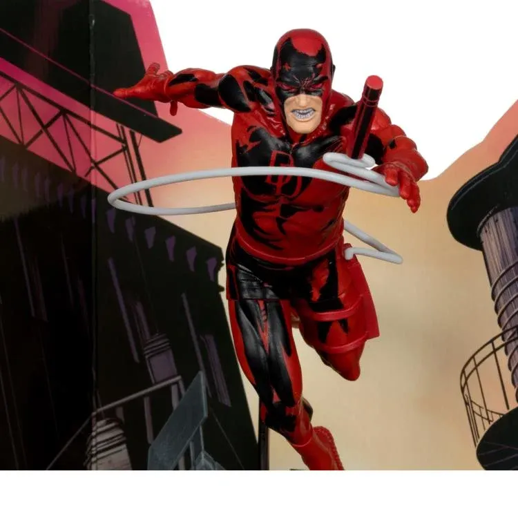 ** PRE-ORDER** McFarlane MARVEL Daredevil 1:10th Scale Collectible with ...