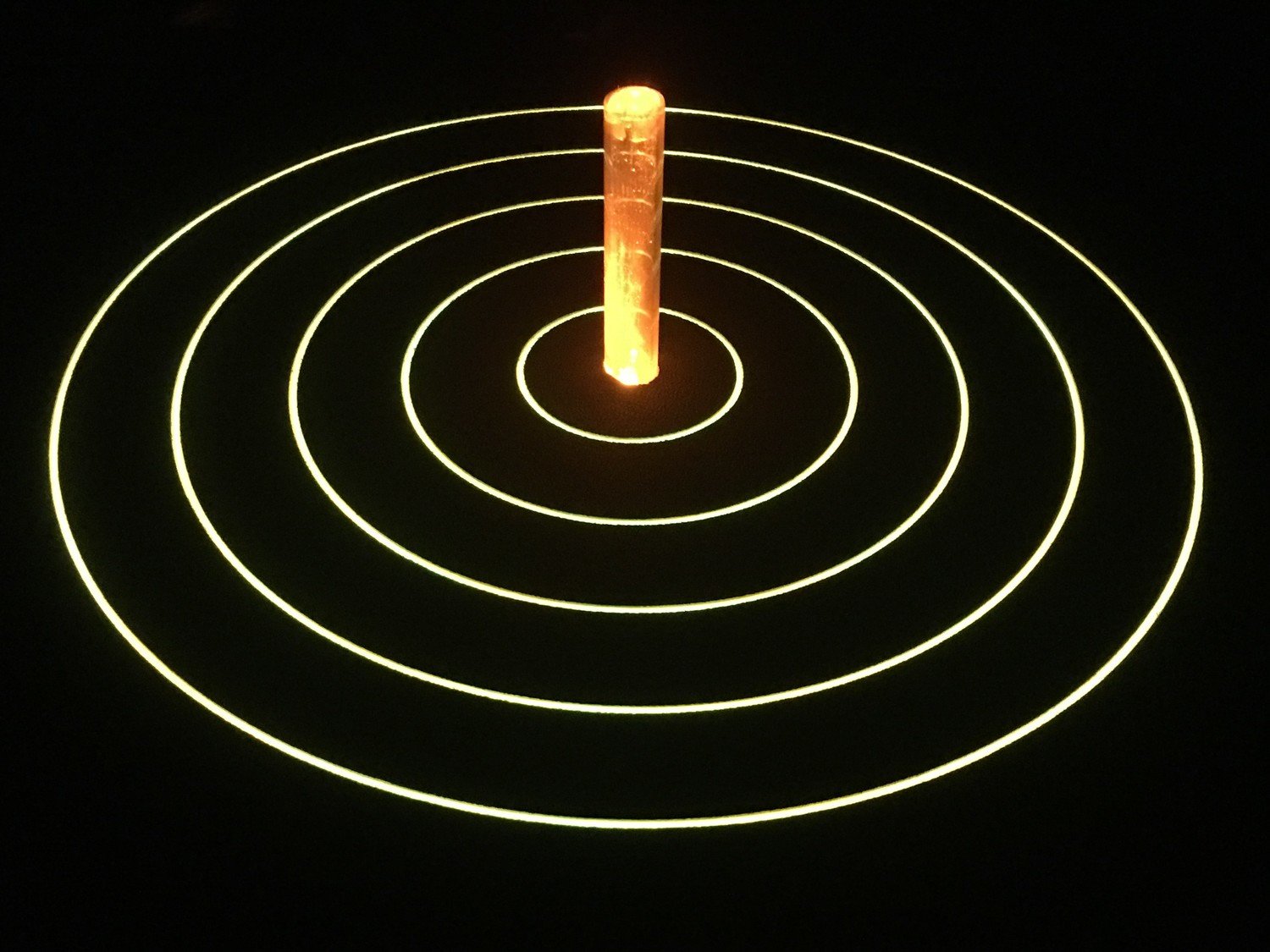 Quoit Boards – YELLOW – with Quoits – Quoit Store – The Quoit Factory