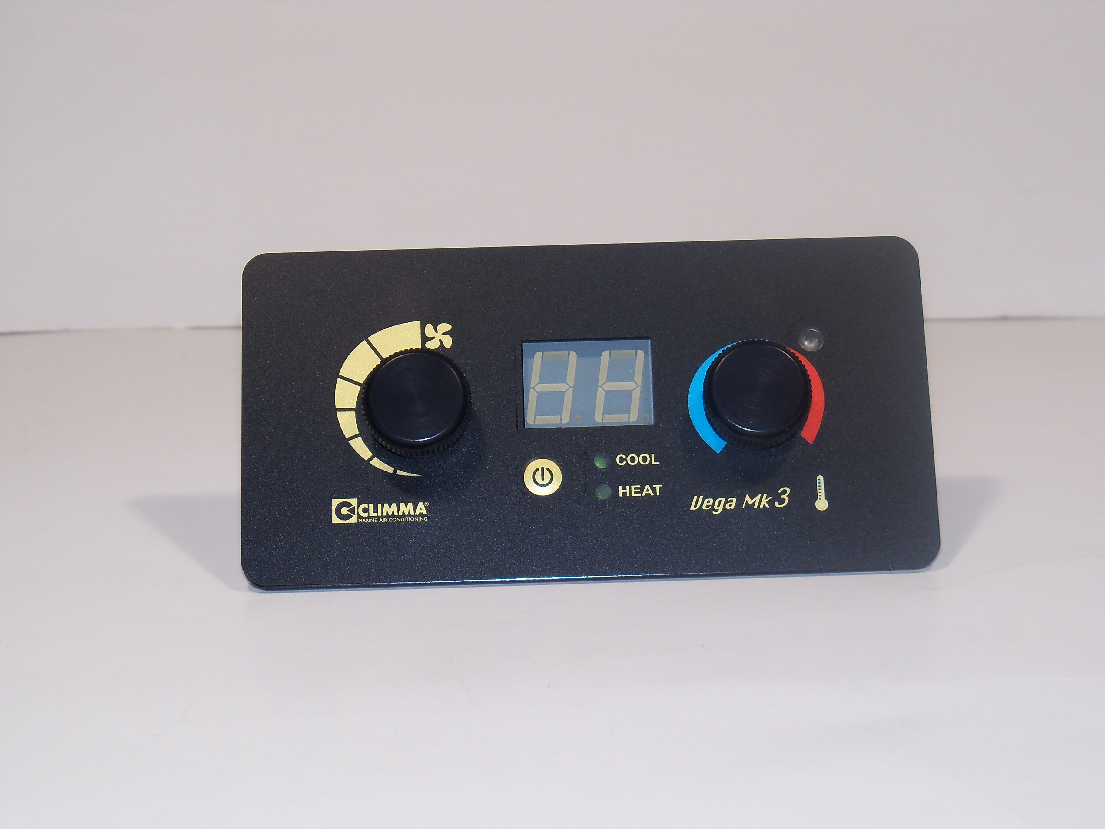 Climma Vega MK3 digital display w/6m cable | Shop Coastal Climate Control
